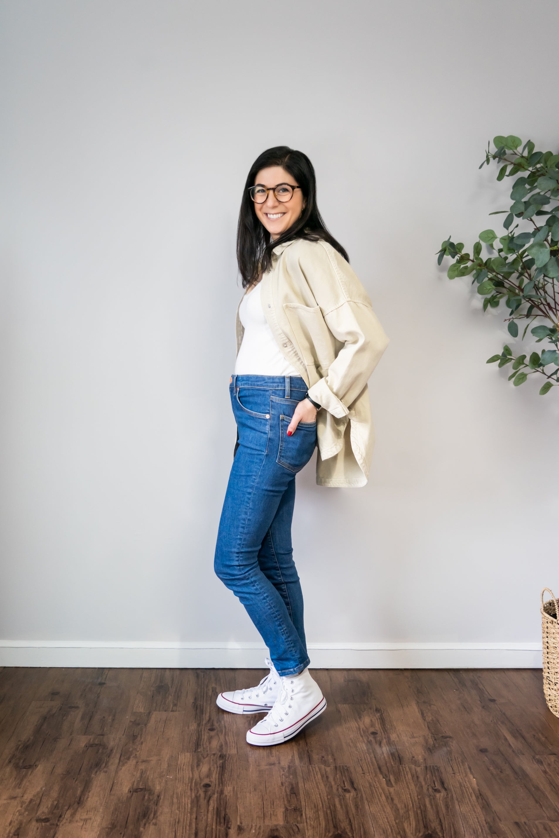 ginger + dandelion: Perfect Jeans for Women with Larger Stomachs and S